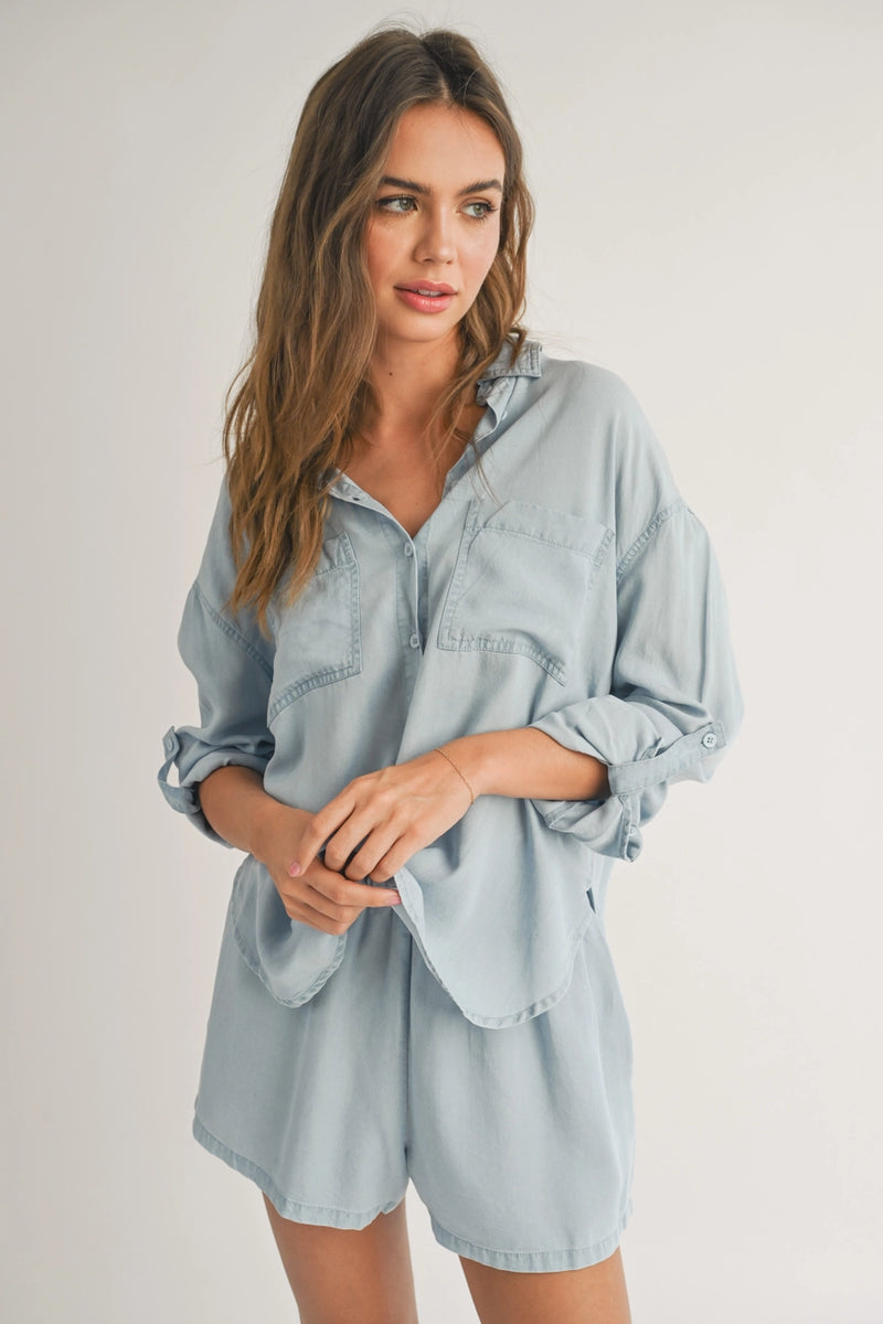 Light denim top – Embellish Boutique Owensboro